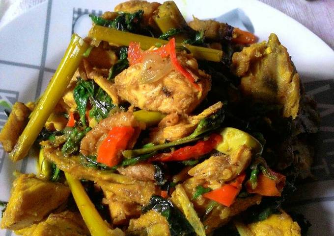 Resep ayam goreng kemangi oleh eva nurkusumawati - Cookpad