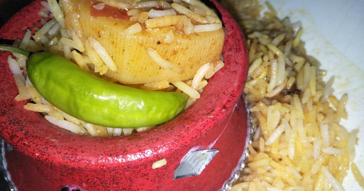 Alu ki Biryani Recipe by Farwa Ali - Cookpad