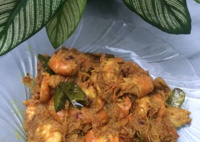 Resep 3. Udang bumbu kuning oleh Dapurnya Heli - Cookpad
