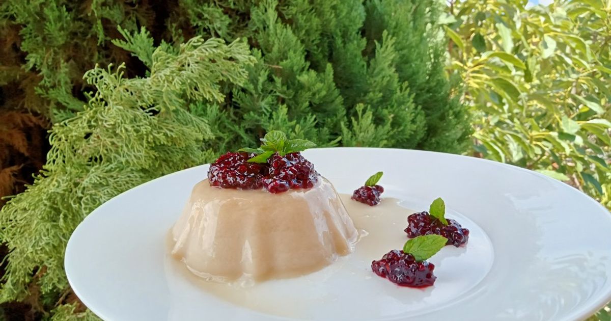 Panna Cotta Con Compota De Zarzamora Receta de ZAYRA LIZBETH RAMIREZ ...