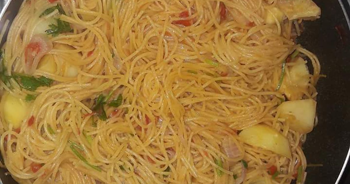 Spaghetti With Irish Potatoes Recipe by Emily Ogolla - Cookpad