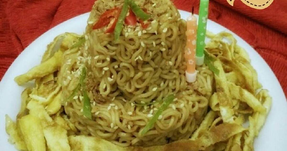 Resep Surprise noodle Bday.. oleh F Kitchen - Cookpad