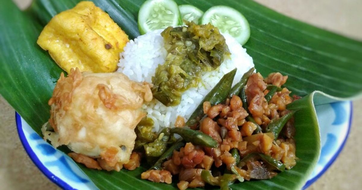 Resep Nasi Campur (Telur Goreng Tepung + Sambal Ijo + Oseng Tempe) oleh ...