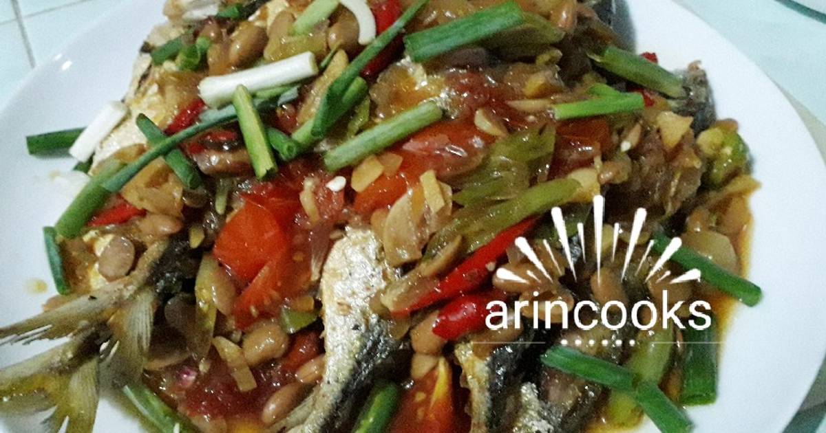 Resep 9. Ikan gembung masak tauco oleh arin - Cookpad