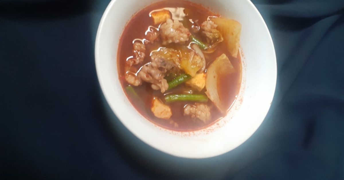 Resep Lemak Sapi Kuah Tomyum oleh Anya Rahma - Cookpad