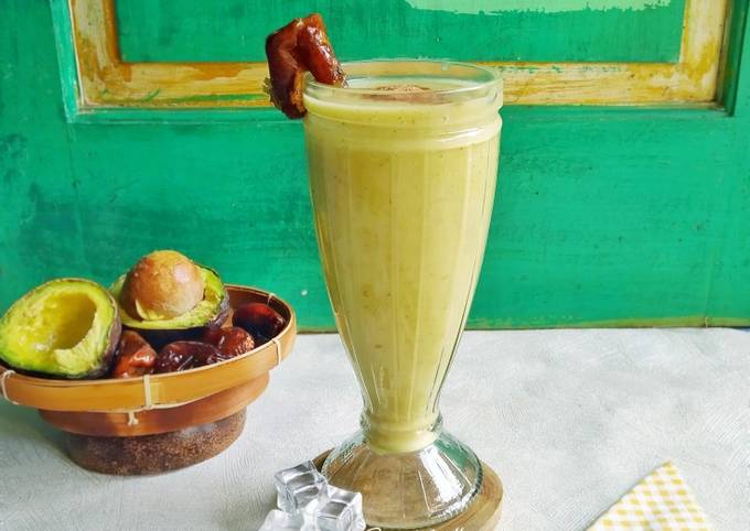 Resep Mix fruit Juice (Avocado+Kurma) oleh Sinta Muller - Cookpad