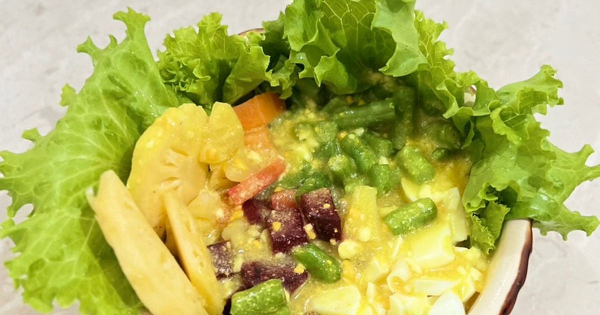 Huzarensla Salad Dutch Salad Recipe By Djournal Rasa By Dessy Febrina