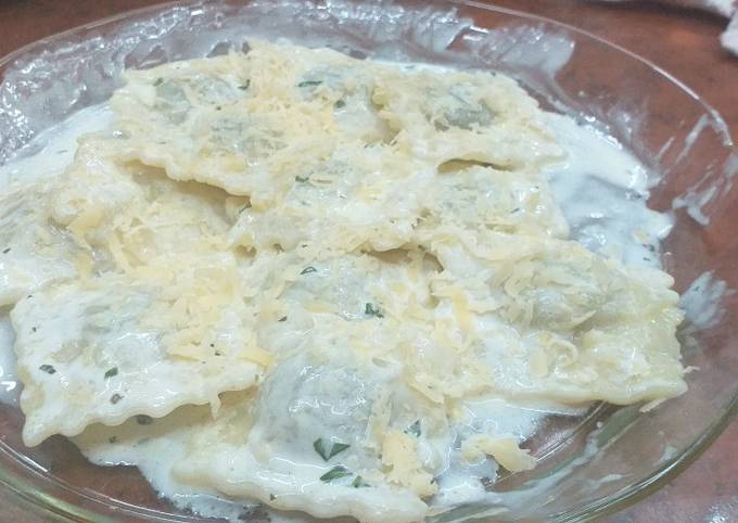 Ravioles con crema y albahaca Receta de lucia torres- Cookpad