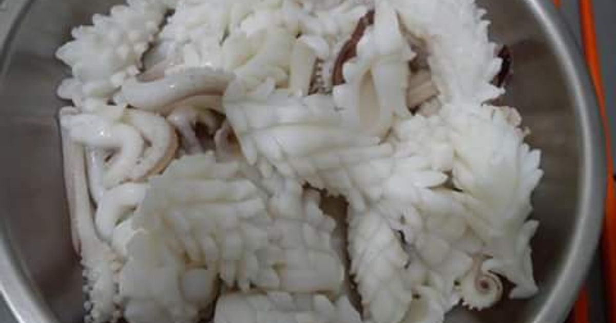 Resep Cumi Rebus (Tips Agar Terlihat Cantik) oleh chusni sari nihayati - Cookpad