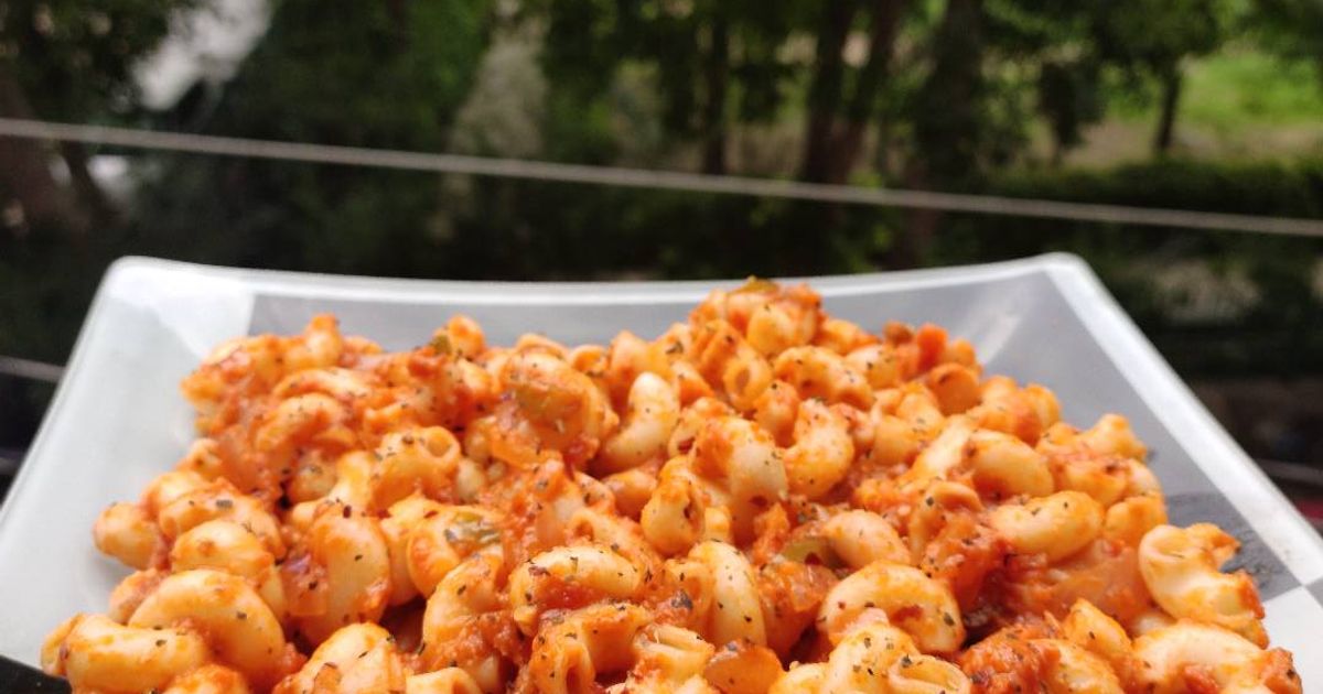 Red Sauce Pasta/Macroni Recipe by Geeta Talreja - Cookpad