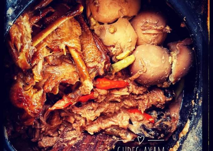 Resep Gudeg ayam telur oleh Camellia Lulu Andriani - Cookpad
