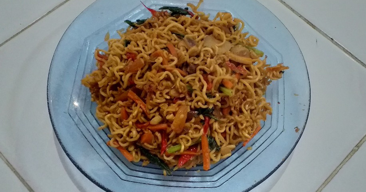 Resep Mie Goreng Kecap Sayur Bakso oleh Agustina Dwiari - Cookpad