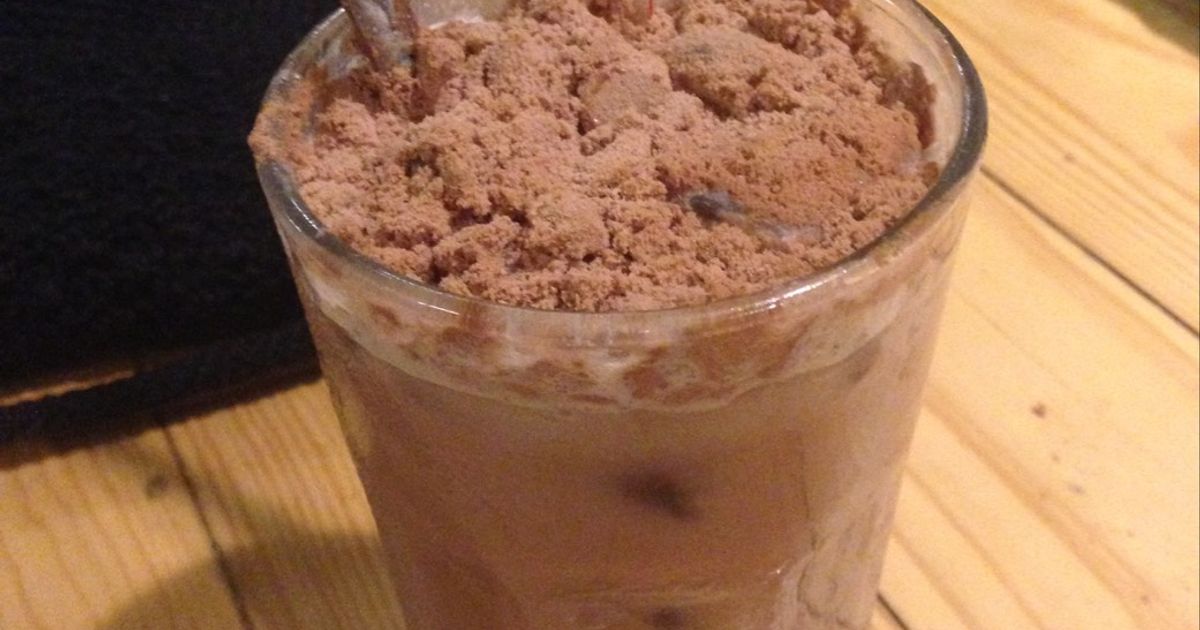 Resep Es Milo Float oleh Dellapratitas - Cookpad