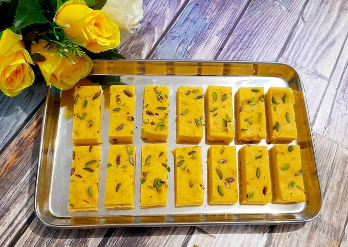 Moong Dal Burfi Recipe by Naheed Alam - Cookpad
