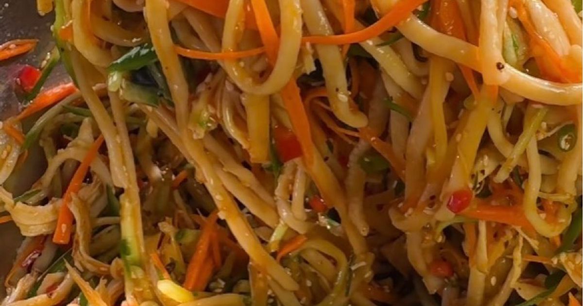 Spices Asian Chicken Noodles Home Recipes - Cookpad