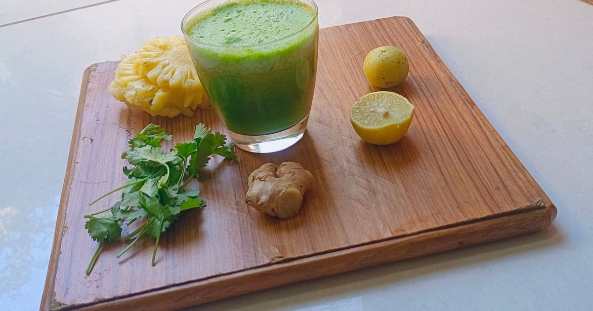 Tropical Glow Green Elixir Recipe by Krishna Dholakia - Cookpad