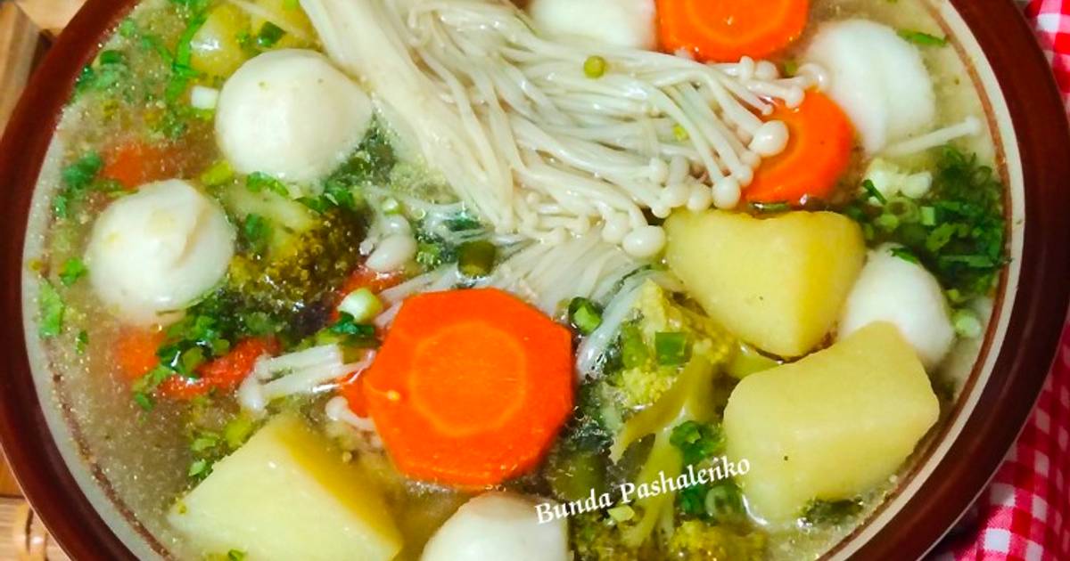Resep Sop Sayuran Jamur Enoki oleh Bunda Pashalenko - Cookpad