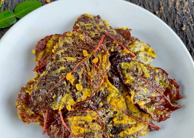 Resep Keripik Bayam Merah oleh Lyliput Kitchen's - Cookpad
