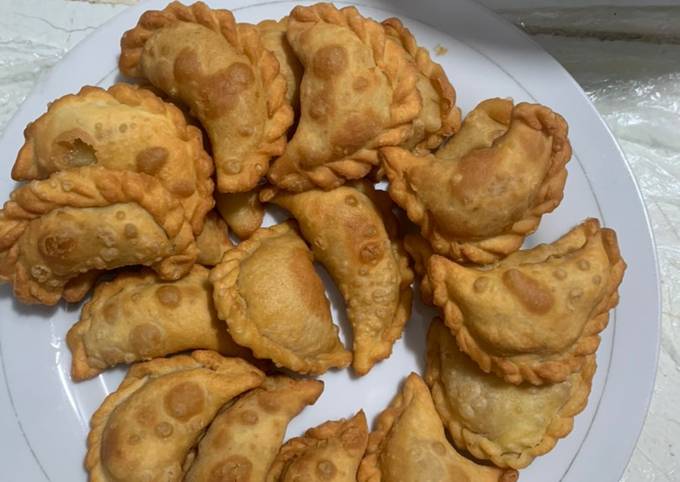 Resep Pastel mini isi daging oleh Muhammad Yunus - Cookpad