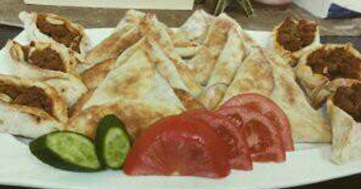 طريقة عمل معجنات سبانخ هشة على اصولها بطريقة سهلة وسريعة من رويدة عودة Rowyda Odeh - كوكباد