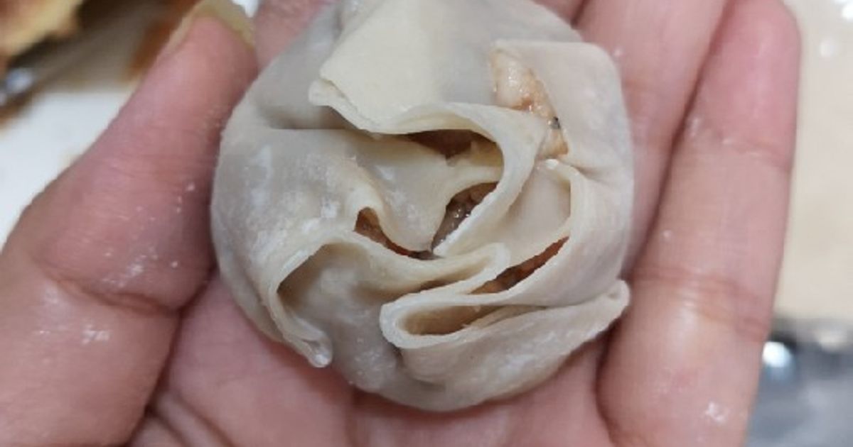 How To Fold A Siomai Recipe by bemski - Cookpad