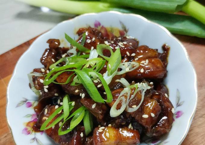 Resep Babi Masak Kecap oleh Rhee - Cookpad