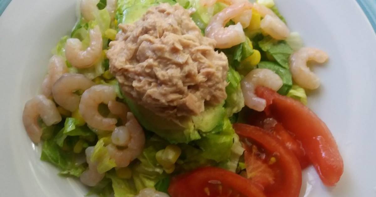 Entrada de Palta con atún y camarones Receta de Fabiola Pérez- Cookpad