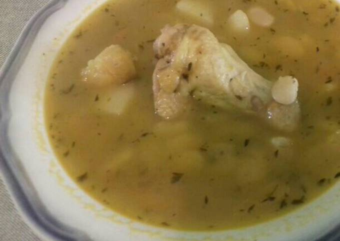 Ensopado de pollo con poroto manteca Receta de miriamestela78- Cookpad