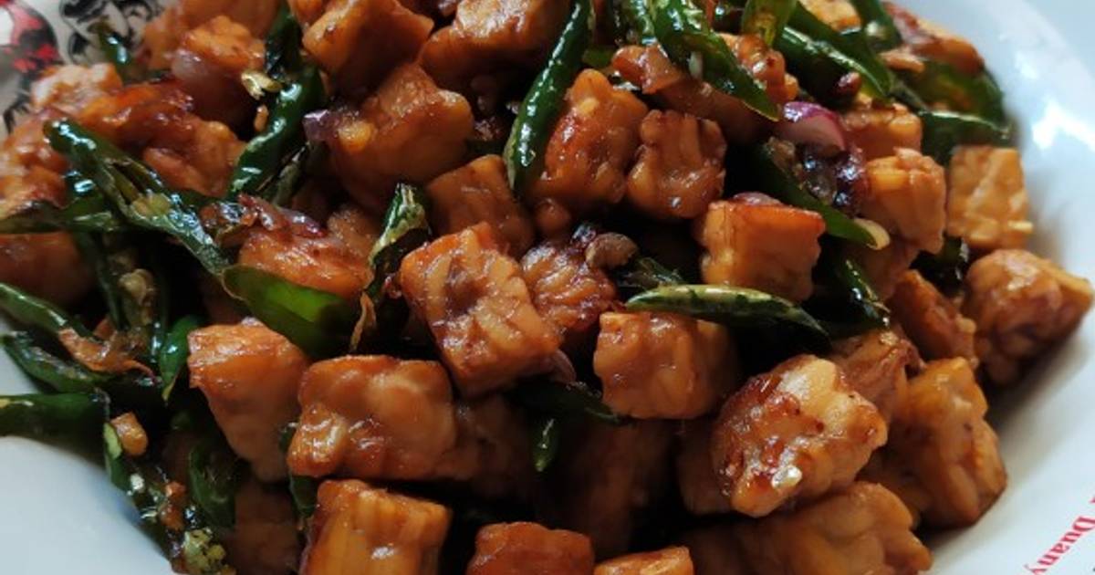 Resep Tumis tempe cabe hijau oleh Fitri Anggraini - Cookpad
