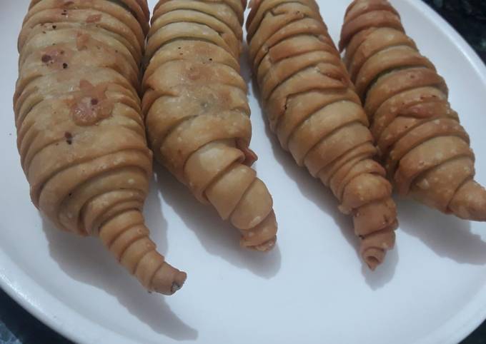 Mirchi samosa Recipe by Vaishali Jindal - Cookpad