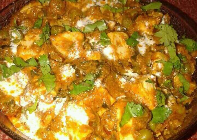 Chatpata matar paneer Recipe by Chhaya Vipul Agarwal - Cookpad