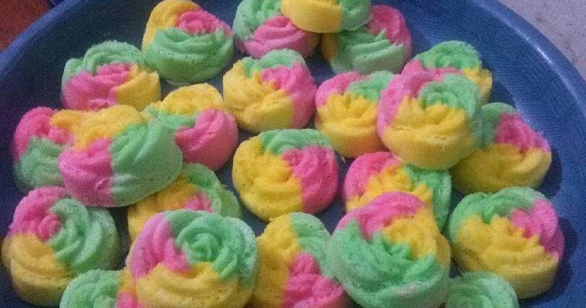 Resep Bolu kukus bunga Rose santan oleh Mier_Yanti - Cookpad