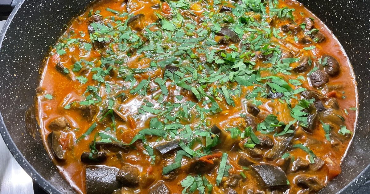 Curry D’aubergines Au Champignons, Tomates Et Lait De Coco de Mila ...