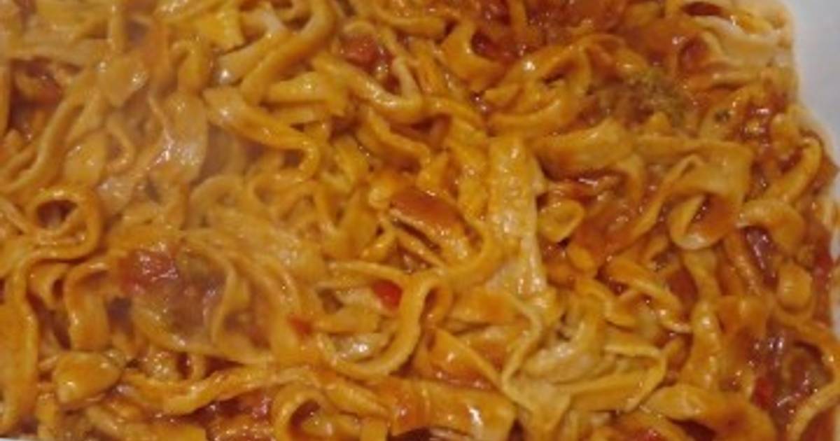 Tallarines de morrones rojos Receta de Laura Corbo- Cookpad