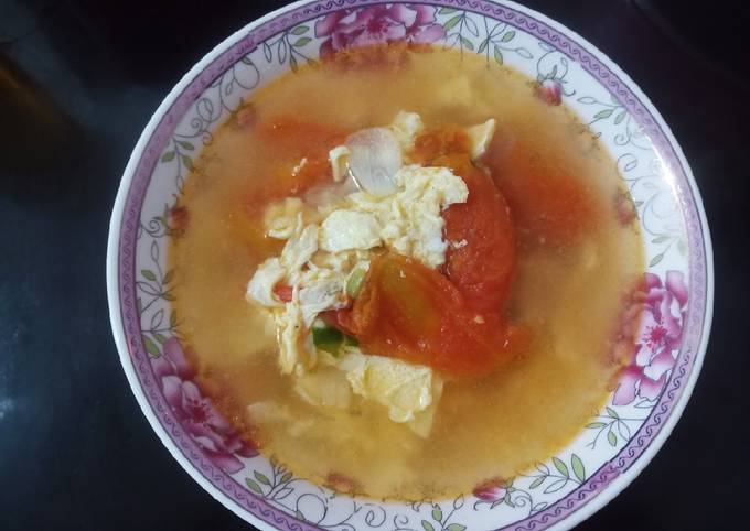 Resep Tan Hua Tang (Sup Tomat Telur) oleh Nur Ekayanti - Cookpad