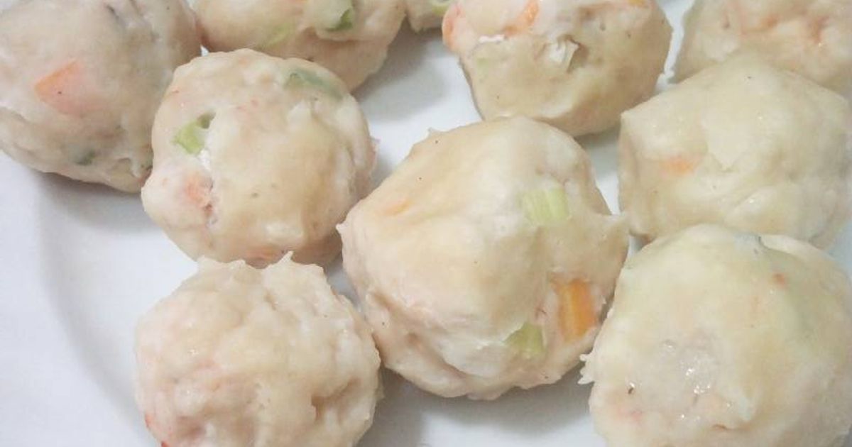 Resep Bola Bola Ayam Udang (Bakso Ayam Udang Sayur) Menu Anak oleh 🌸 ...
