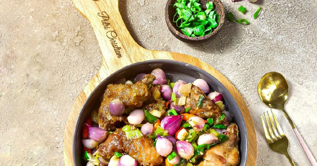 Resep Ayam Goreng Belacan Oseng Bawang Merah oleh PutriChristian - Cookpad