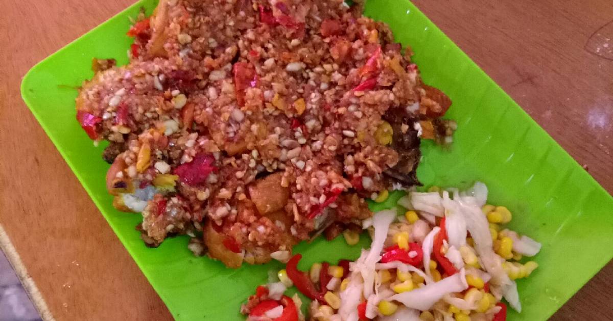 Resep Ayam Gepuk Pak Gembus versi KW oleh Ika Krastanaya - Cookpad