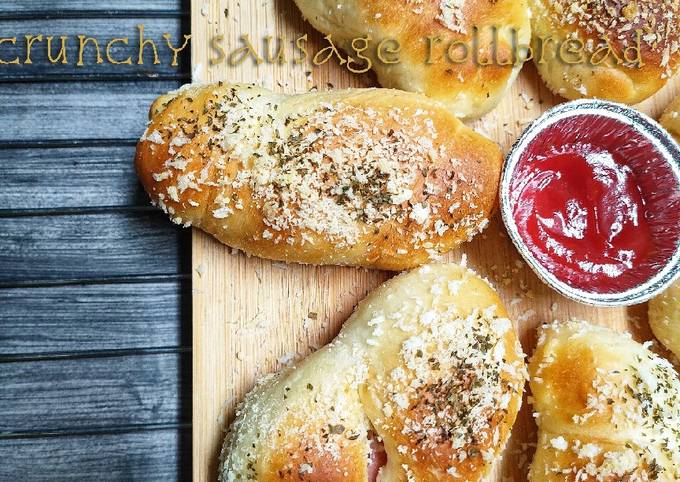 Resep Crunchy sausage rollbread (roti isi sosis) oleh Aufa Thalib - Cookpad