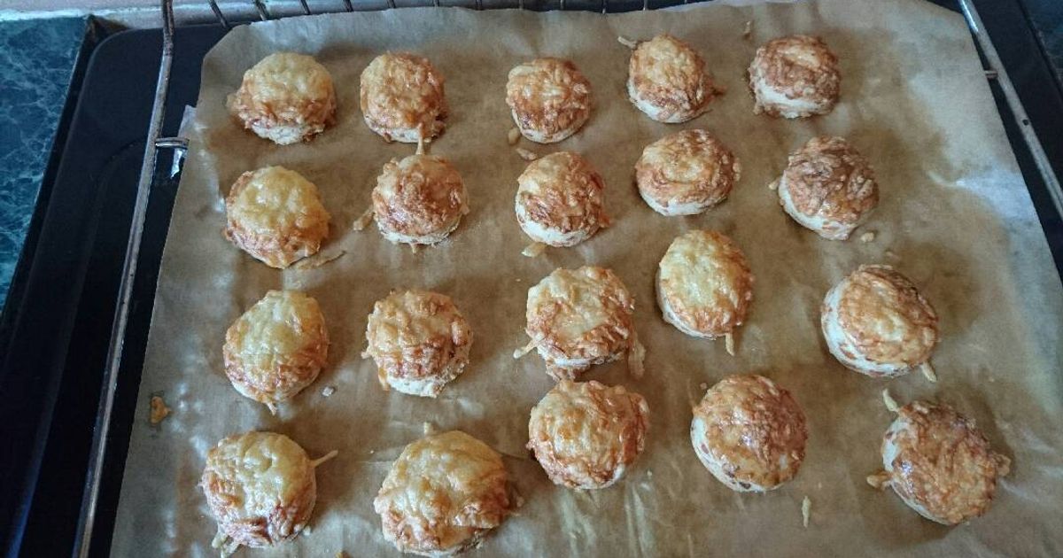 Kelesztés Nélküli Pihe Puha Sajtos Pogácsa | Ada Edó receptje - Cookpad ...