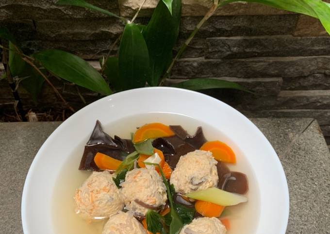 Resep Sop Bakso Rambutan (Bakso Lohoa Ayam) oleh Palestin - Cookpad