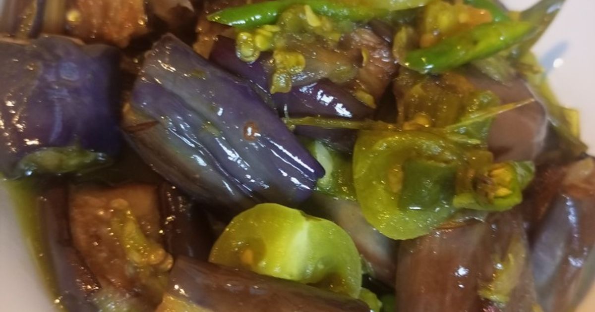 Resep Sambal Hijau Terung Ikan Asin Jambal oleh Fitzaki Kitchen - Cookpad