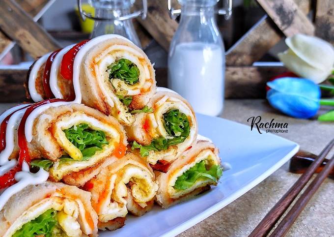 Resep Sandwich Egg Roll oleh Rachma Nita - Cookpad