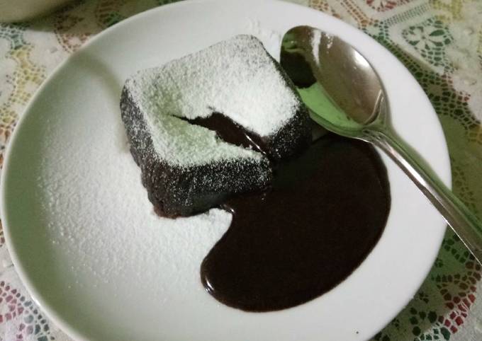 Resep Choco Lava Cake oleh Ella Elle - Cookpad