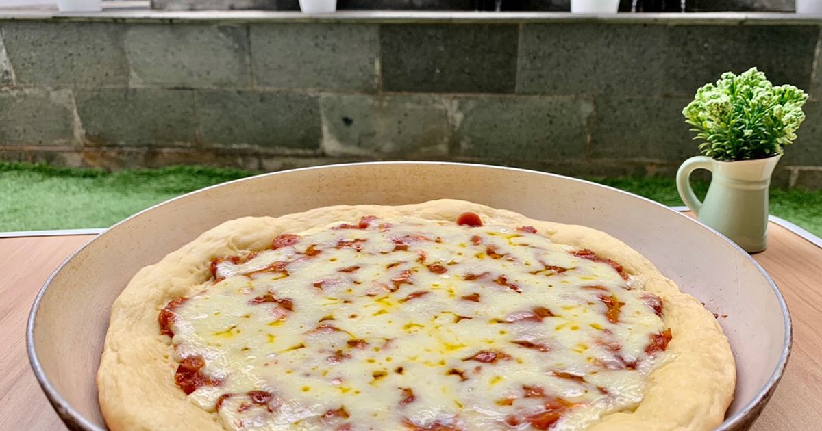 Resep Pizza Homemade Tanpa Saus Full Mozarella Cheese (Pizza Teflon ...