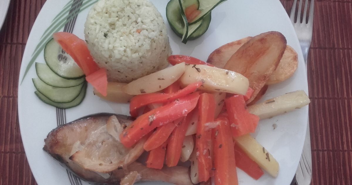 Zöldségágyon Párolt Ponty Patkó | Kata Gulyásné Felhő receptje ...