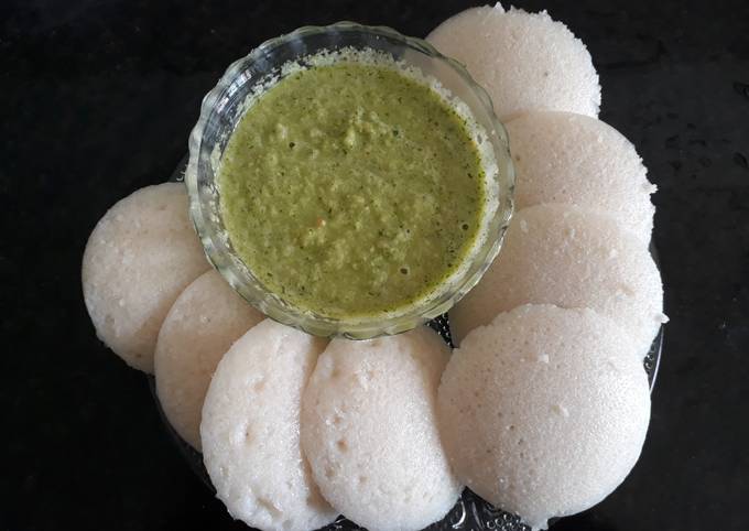 Idli chutney Recipe by Tasneem Khan - Cookpad