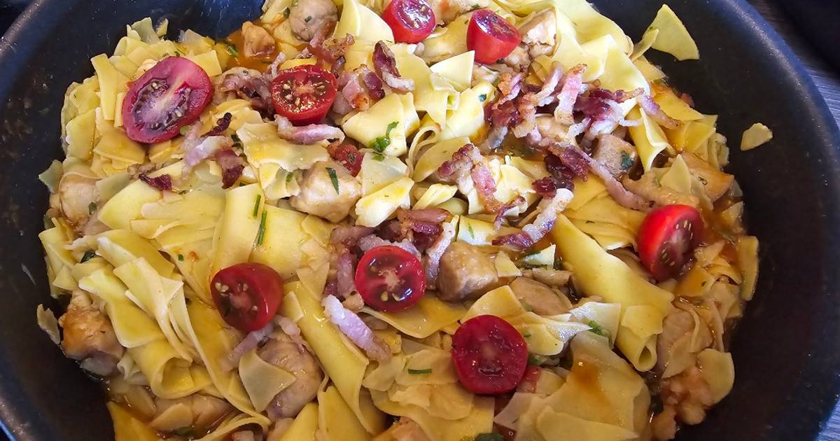 Ínycsiklandó és egyszerű harcsa receptek: Halászlé és paprikások