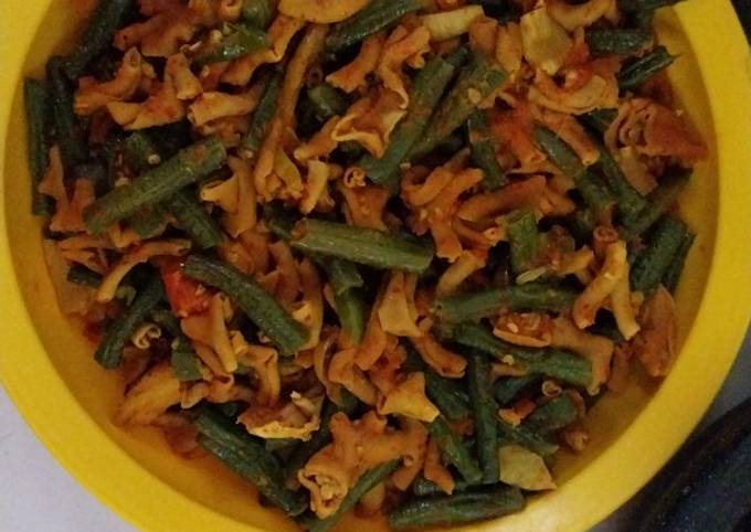 Resep Balado kacang panjang usus oleh Sari Handriyani - Cookpad