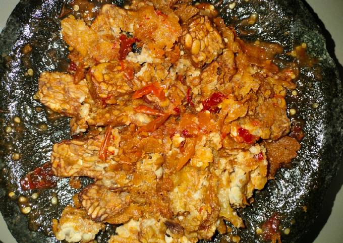 Resep Tempe tumbuk rica oleh Indri Rega - Cookpad